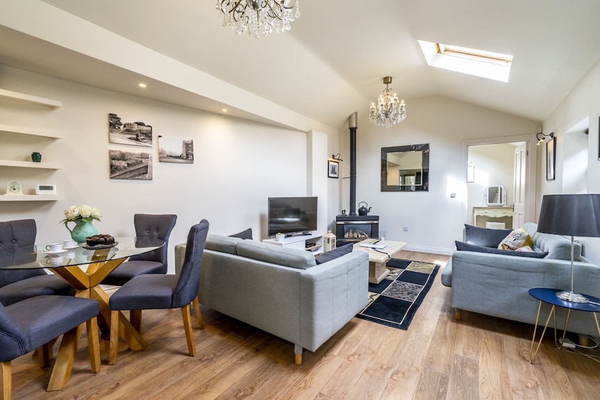 Moatside Gate - Sleeps 4 Guests In 2 Bedrooms - 約克