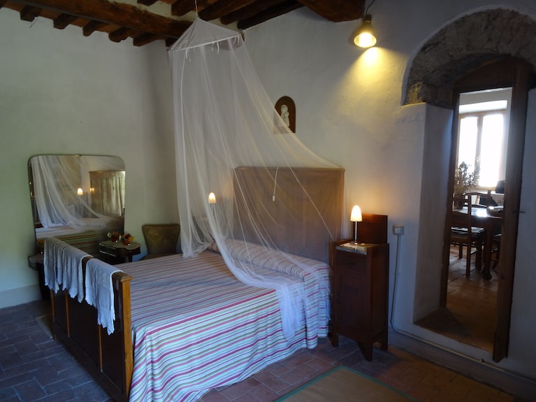 Ancient Stone Farmhouse On A Top Of Chianti Hill With Private Garden And Lake - Radda in Chianti
