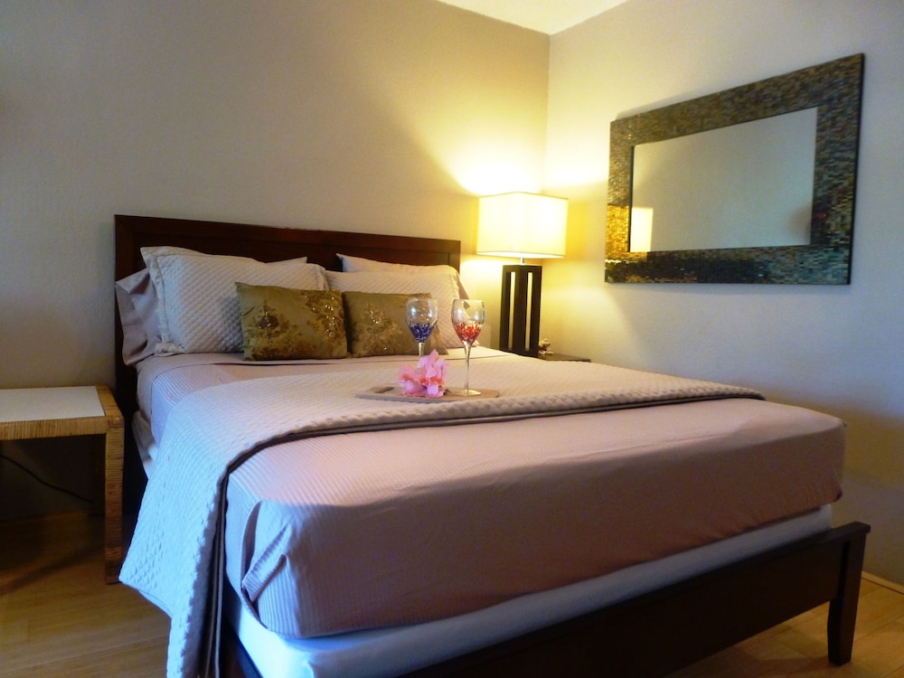 Kbs 254 - Privado, Limpio, Aparcamiento Gratuito / Wifi Capacidad Para 4 Personas - Al Otro Lado De La Calle De La Playa - Maui, HI