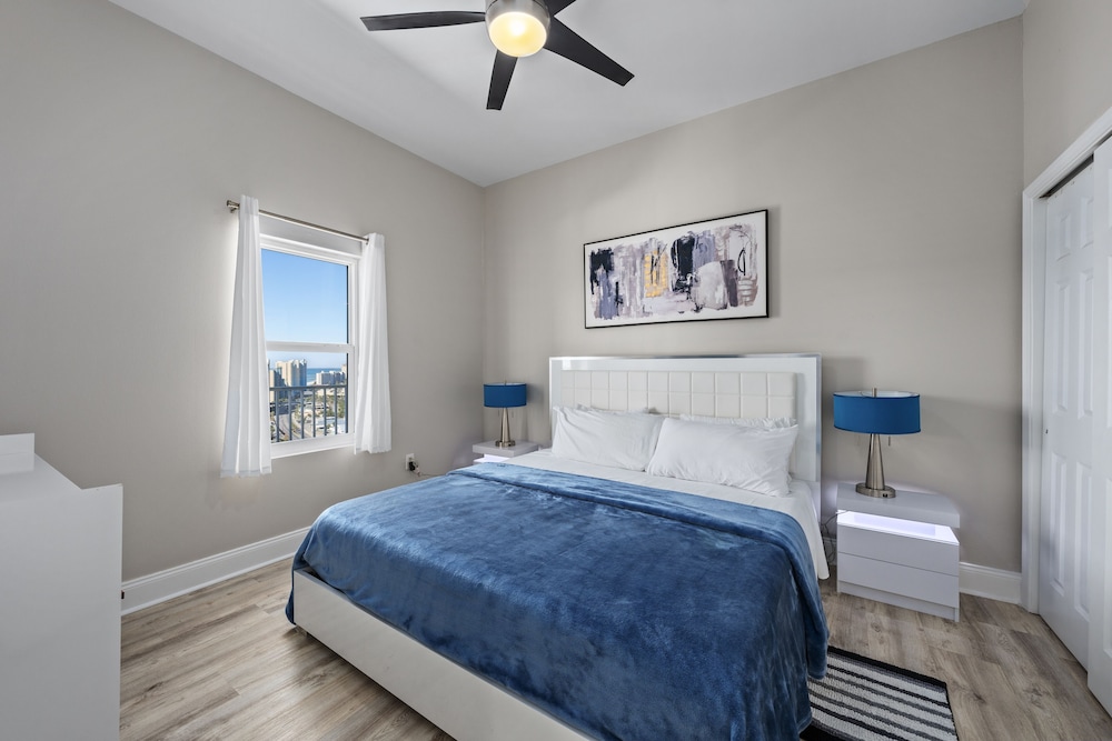 2028 Ltw Penthouse 3br/2ba Oceanview - Panama City Beach, FL
