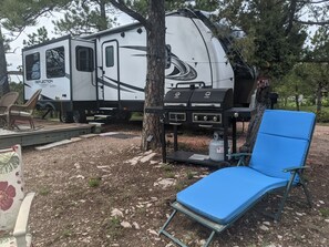 Reflection 37ft RV @EvansCliff w/Hot Tub on Deck, Beautiful Canyon ...