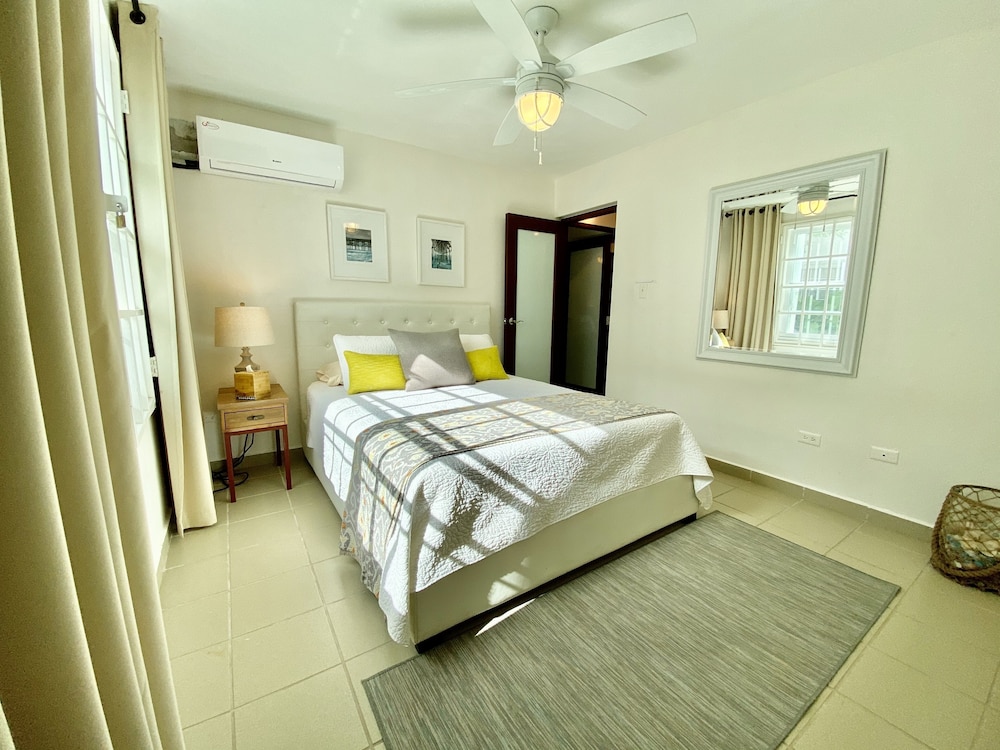 Beachfront Bliss In Mar Chiquita Beach! Private Terrace, Bbq, Balcony, And Wifi - Barceloneta