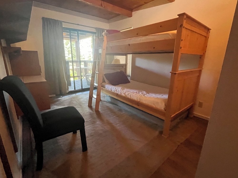 4bd/3ba Northshore Condo Lakeview 2 Master Suites Sleeps Up To 8 Great Value - Lake Tahoe