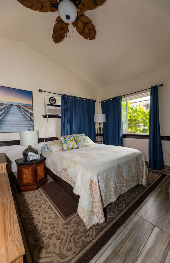Whale House W/ Ac @ Kehena Beach, Hawaii (Oceanfront) - Pāhoa, HI