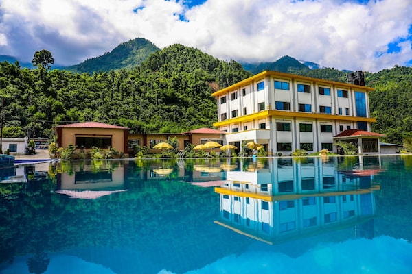 Siddhartha Riverside Resort - Tibet