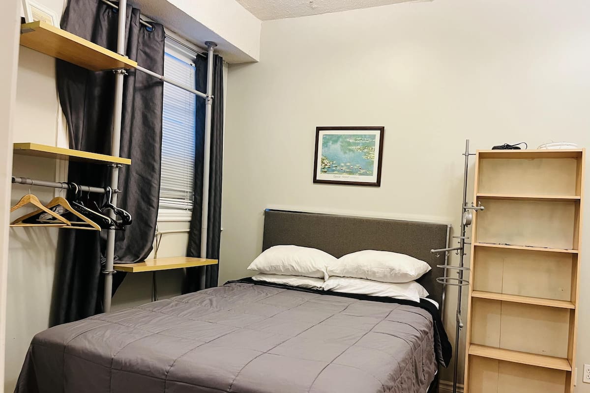 Suite Deluxe, 1 cama queen-size, kitchenette | Lençóis de algodão egípcio, camas de colchão Tempur-Pedic 