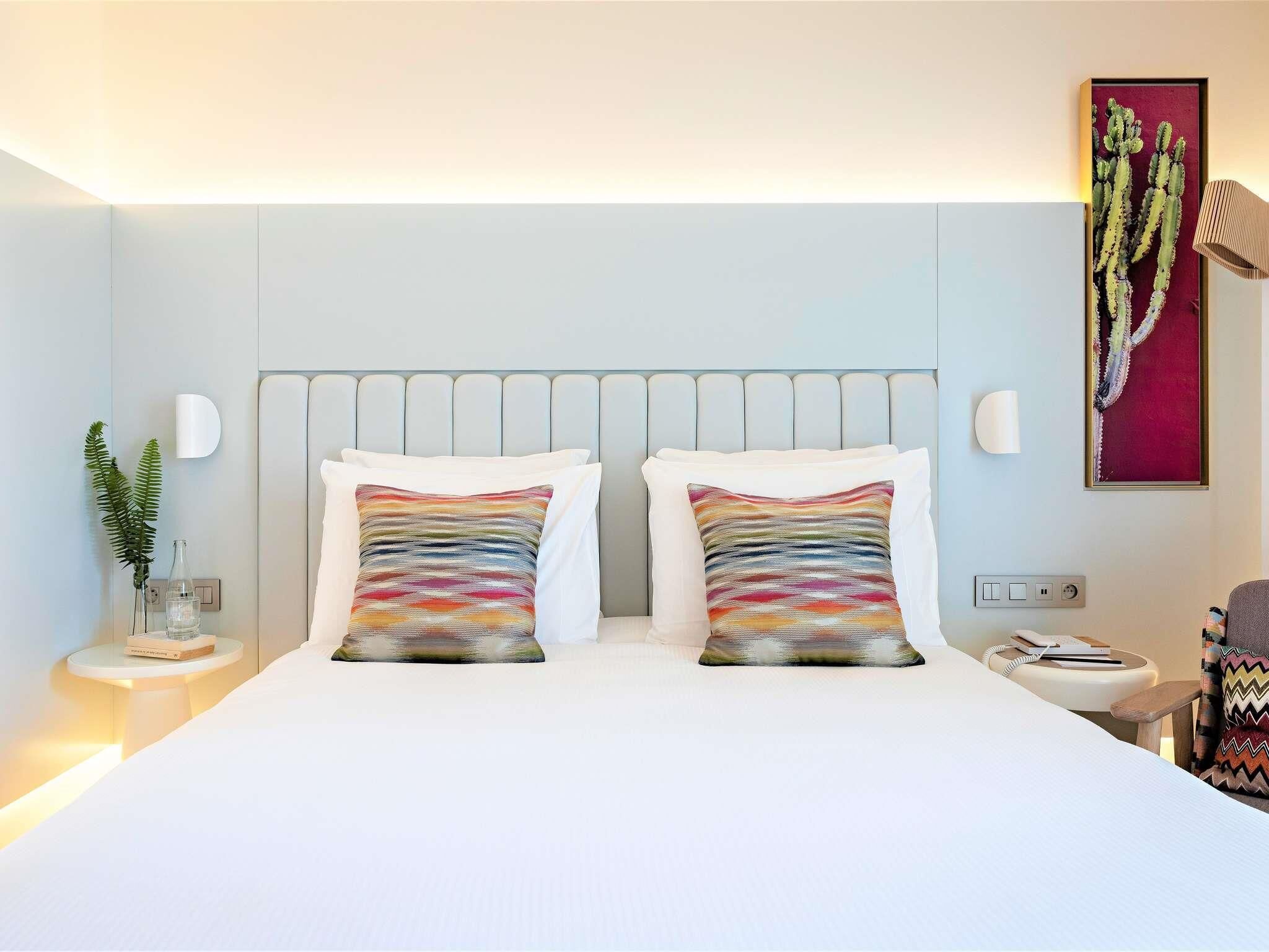 Quarto superior | Roupas de cama premium, frigobar, cofres nos quartos