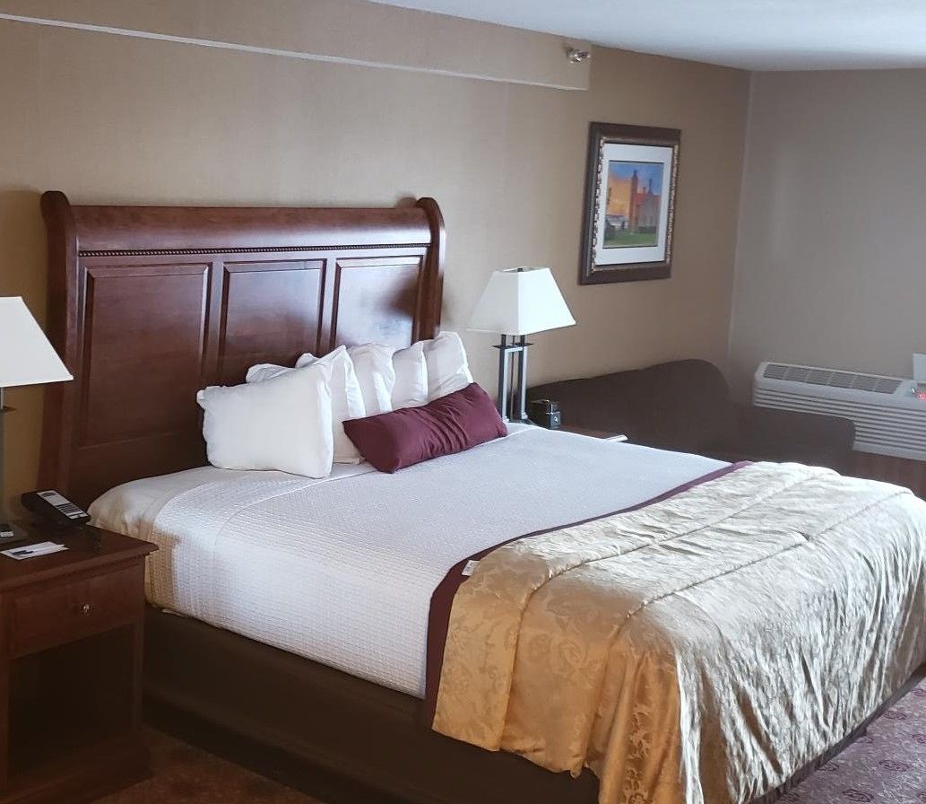 Hamilton Inn Select Beachfront Reviews, Deals & Photos 2024 - Expedia