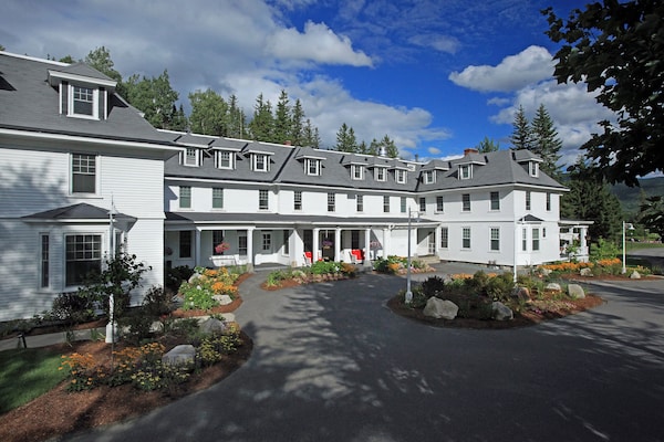 Omni Bretton Arms Inn At Mount Washington - Bretton Woods, NH