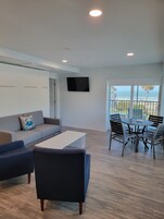 Roupas de cama premium, cortinas blackout, quartos à prova de som