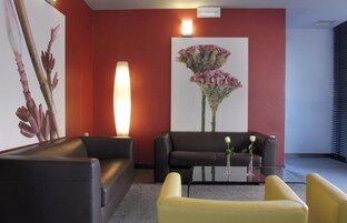 Área de estar no saguão