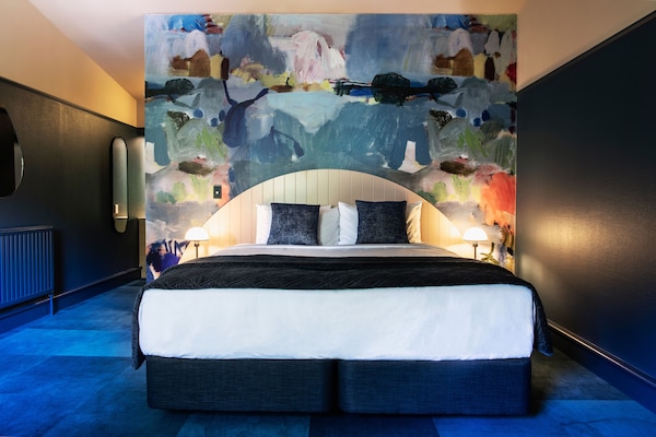 Oasis Rooms | Minibar grátis, secretária, quartos insonorizados