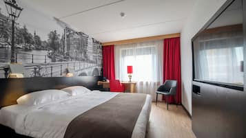 Quarto Duplo Comfort, 1 cama king-size | Cofre no quarto, secretária, ferro/tábua de engomar, Wi-fi grátis