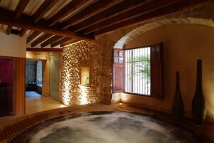 Sauna, banheira de hidromassagem, banho turco, hammam 