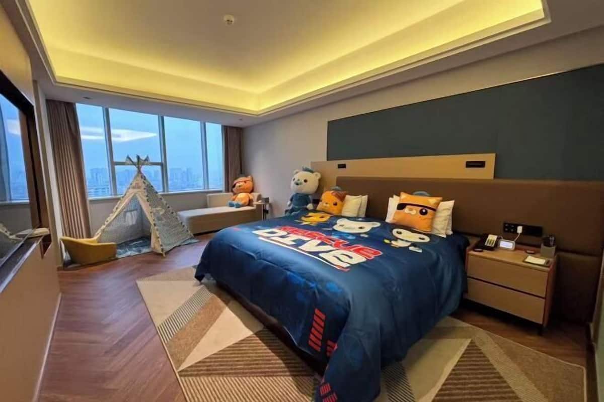 Minibar, cofre no quarto, ferro/tábua de engomar