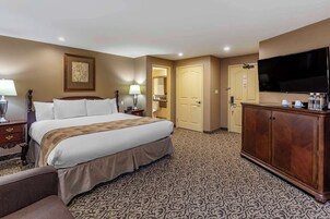 Escrivaninha, ferros/tábuas de passar roupa, Wi-Fi de cortesia