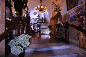 Entrada (vista interior)