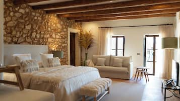 Suíte júnior, terraço (Complimentary golf course access) | 1 quarto, roupas de cama premium, frigobar, cofres nos quartos