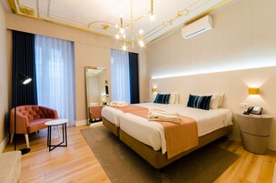 Cofres nos quartos, quartos à prova de som, Wi-Fi de cortesia