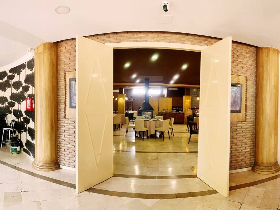 Entrada (vista interior)