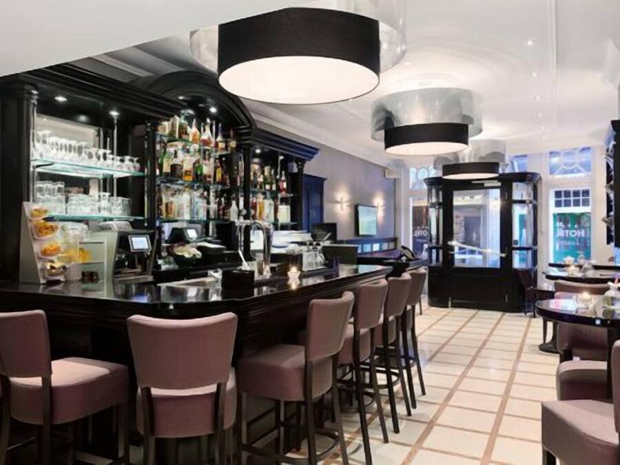 Entrada (vista interior)