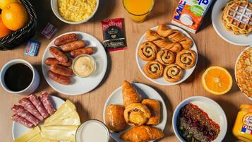 Pequeno-almoço takeaway diário mediante uma taxa