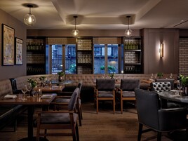 Pequenos-almoços, almoços e jantares servidos 