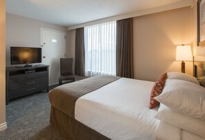 Book Embassy Inn in Victoria | Hotels.com