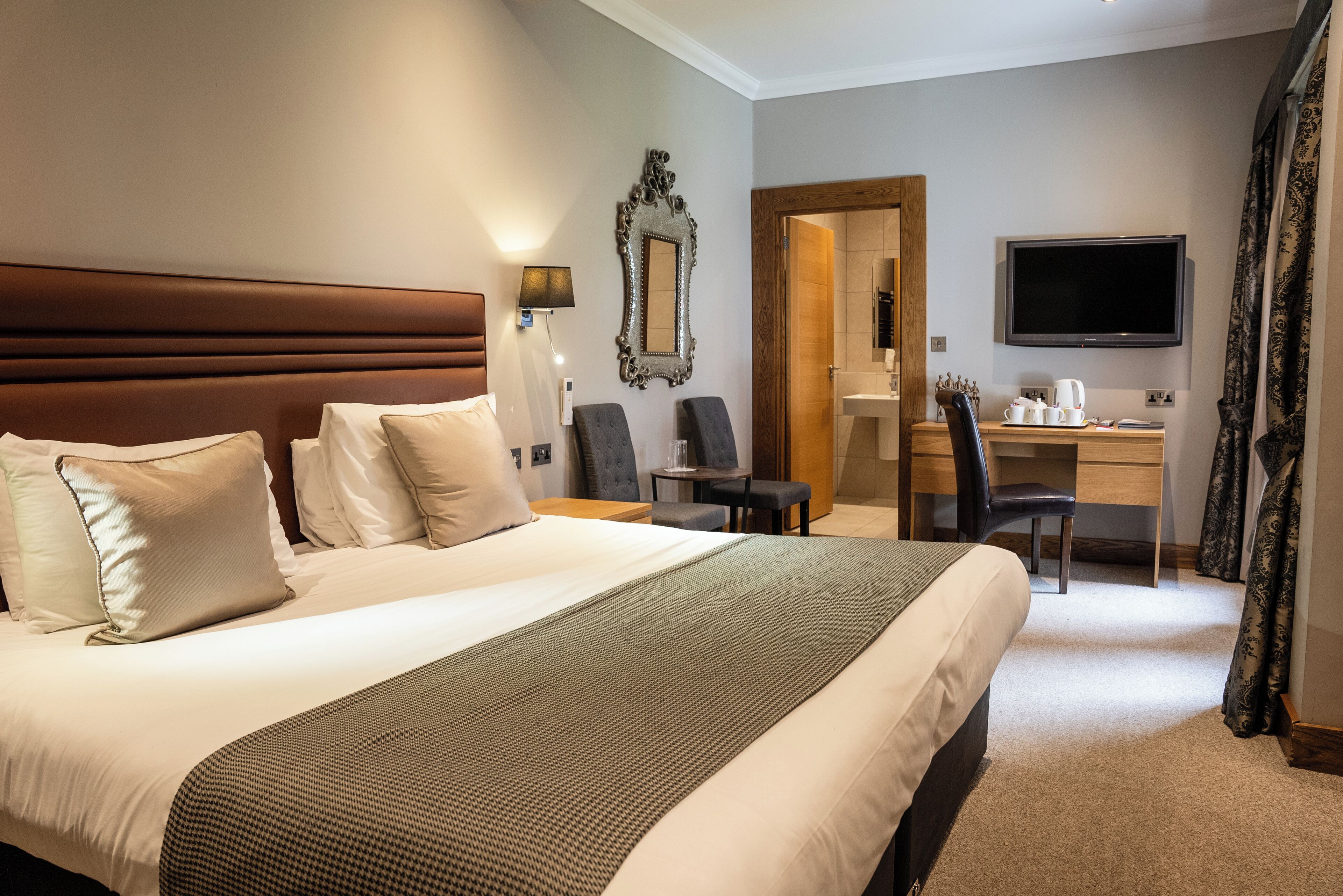 Standard Family Room | Roupa hipoalergénica, com decoração personalizada 