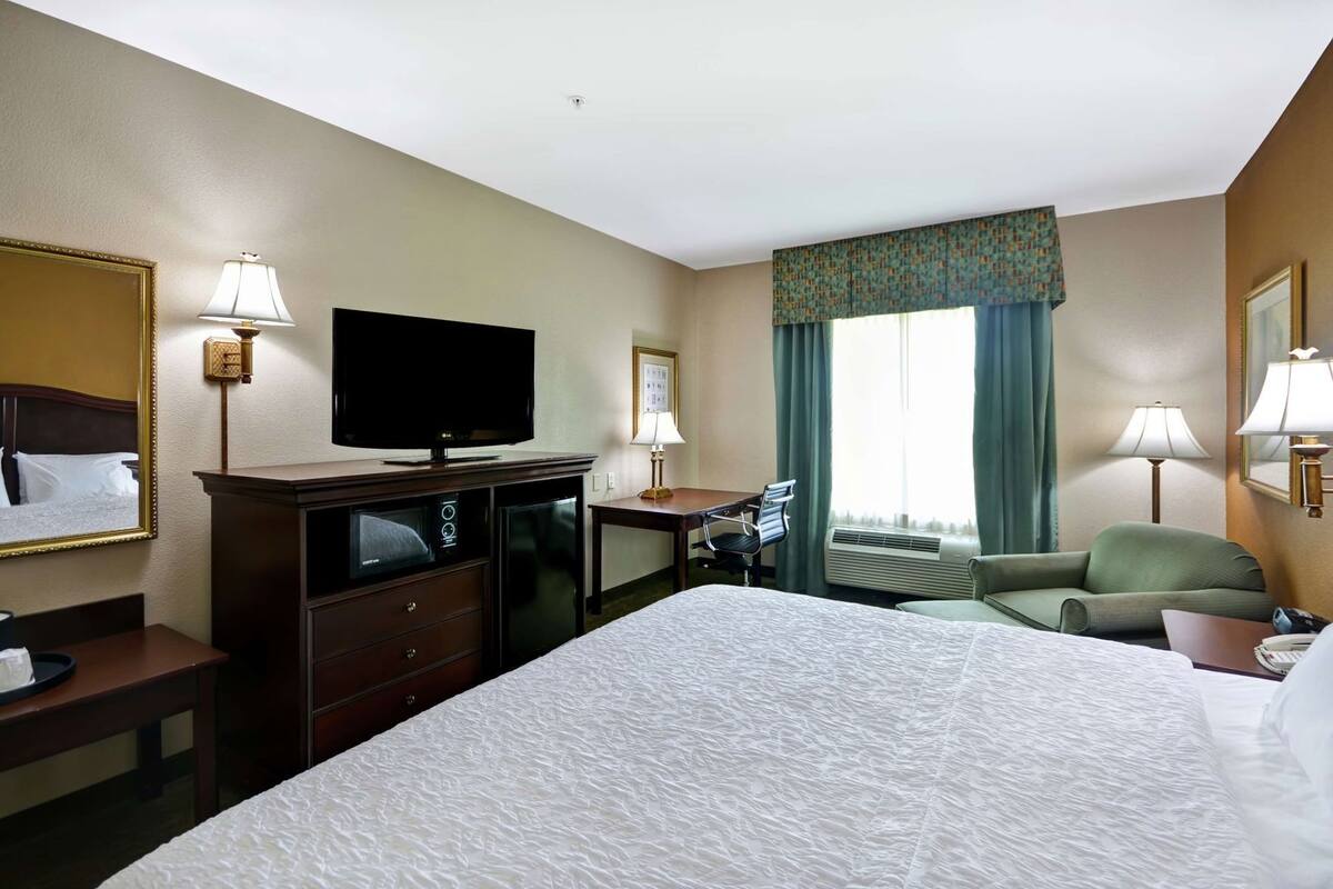 1 quarto, ferros/tábuas de passar roupa, berços, Wi-Fi (sobretaxa)