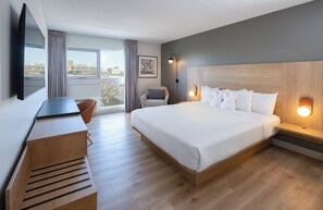 Quarto Executivo, 1 quarto | Roupa de alta qualidade, edredões de penas, camas de colchão pillowtop 