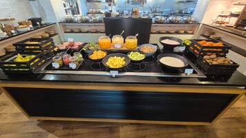 Pequeno-almoço tipo buffet diário (39 NZD por pessoa)