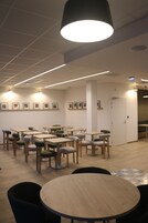 Praça de alimentação