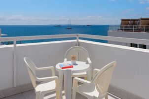 Apartamento, 1 quarto, vista para o mar | Terraço/pátio