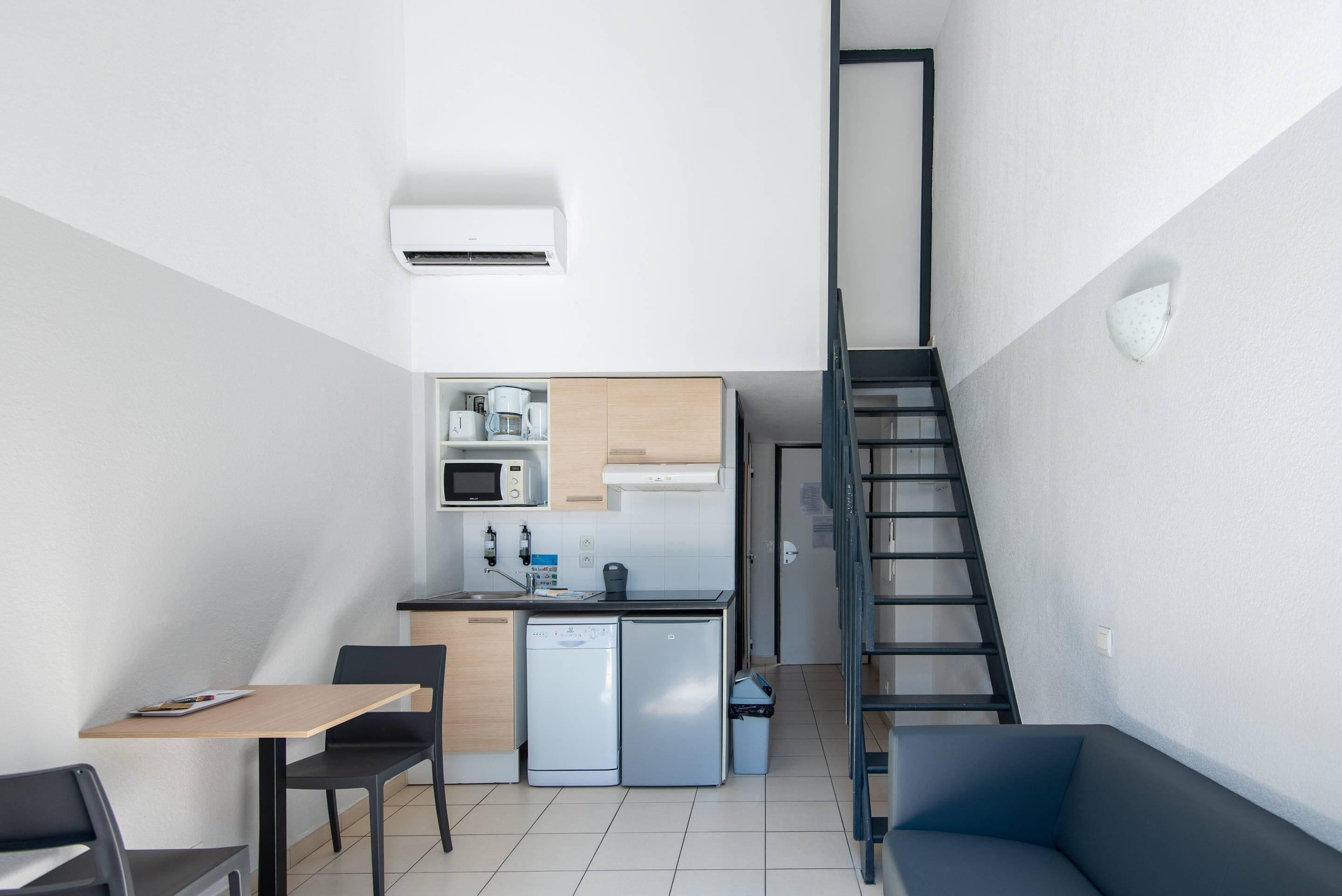 Estúdio (Studio supérieur) | Cozinha privada | Um frigorífico, um micro-ondas, uma placa de cozinha 