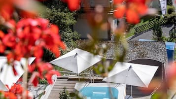 Banheira de hidromassagem exterior