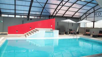 Piscina interna