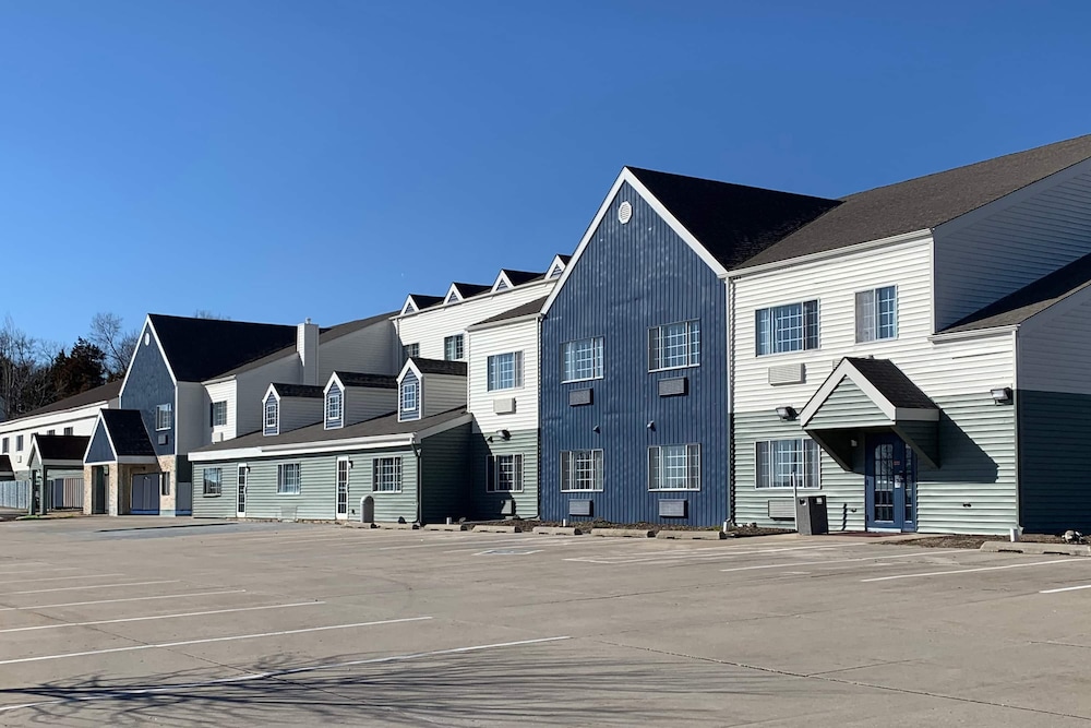 Days Inn & Suites By Wyndham Williamsburg Ia North - Mississippi