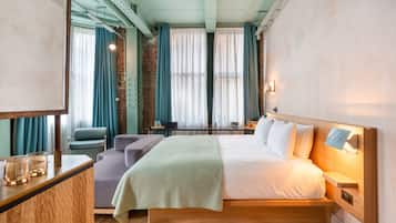 Signature Suite | Roupas de cama premium, cofres nos quartos, escrivaninha