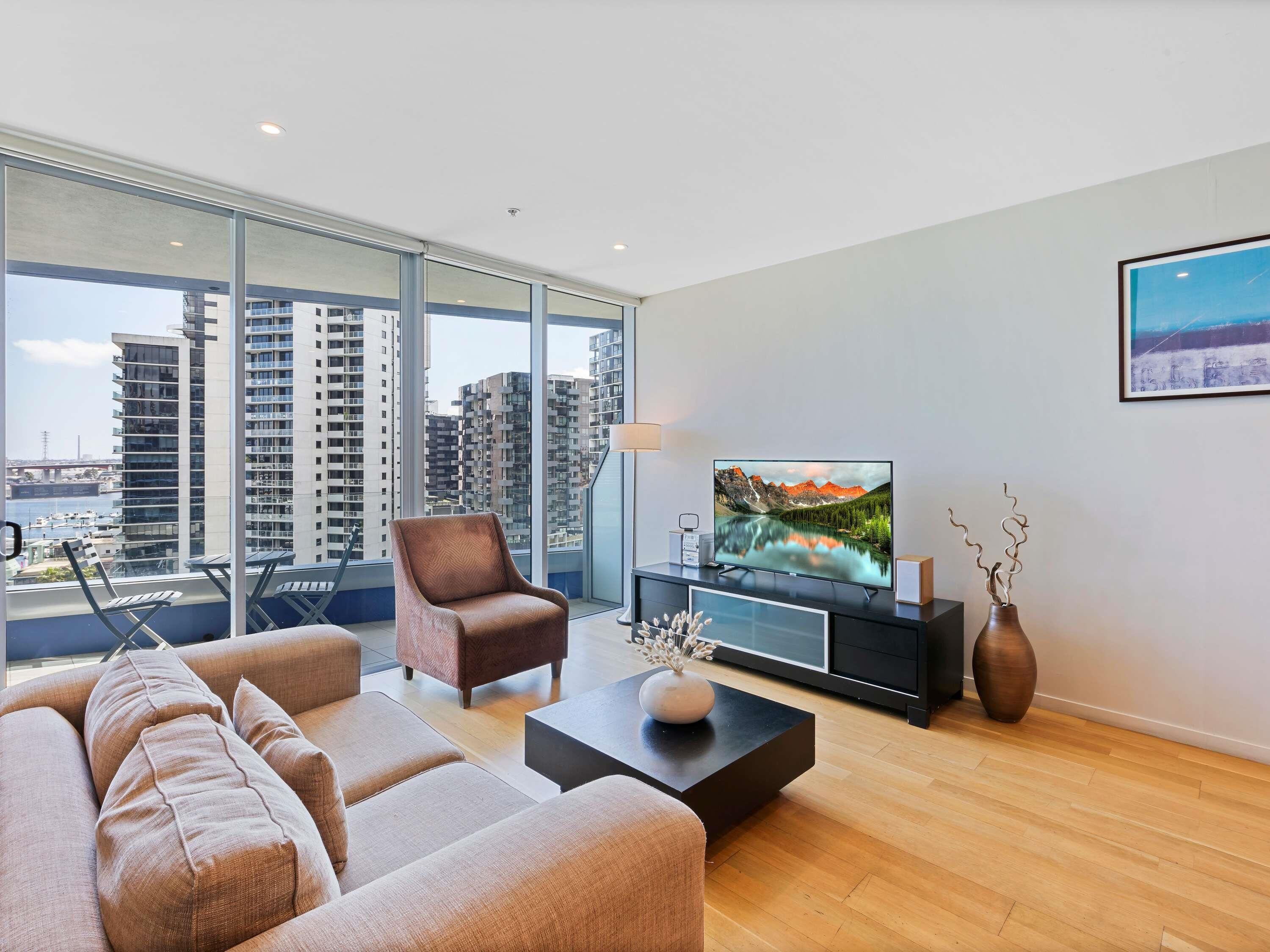 Apartamento, 1 quarto, sacada | Individualmente decorados, individualmente mobiliados, escrivaninha