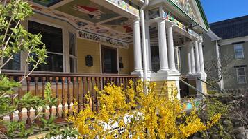 Fachada da propriedade