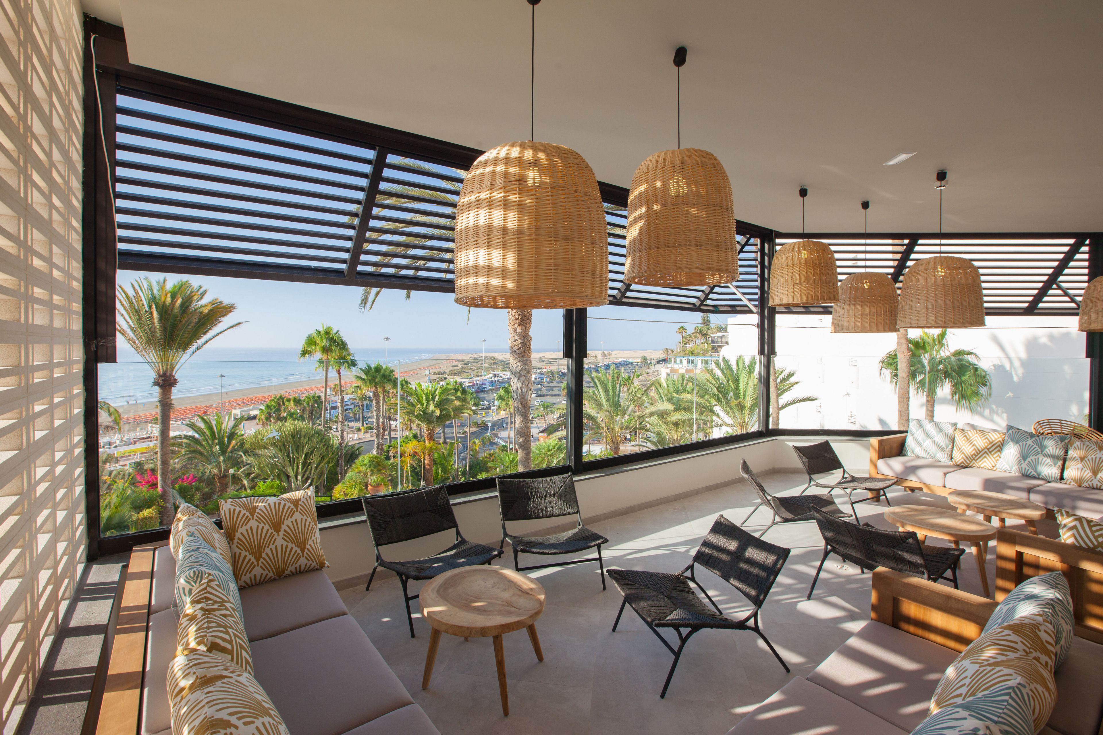 3 bares/lounges, bar na cobertura