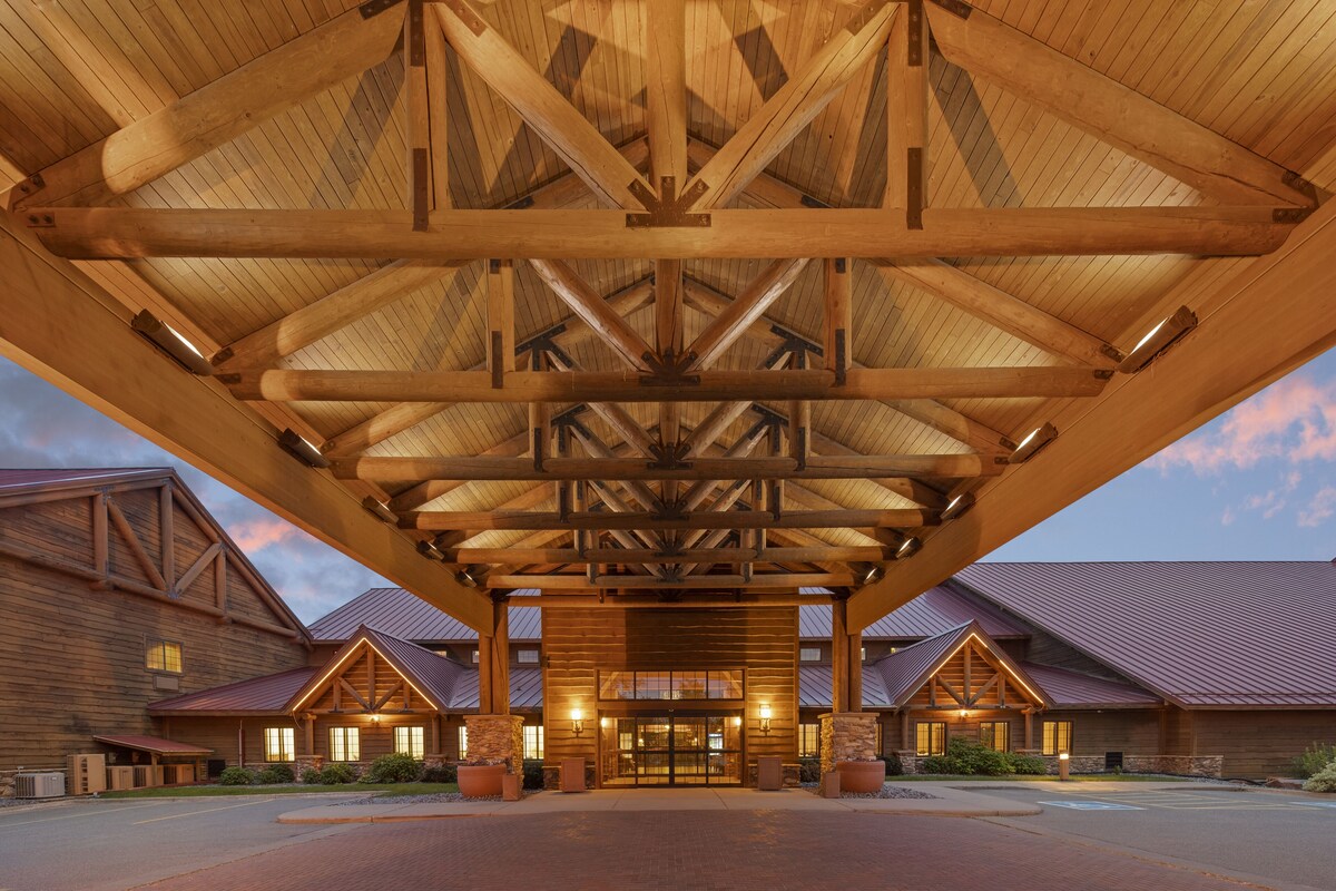 bantr Reviews, Deals & Photos 2023 - Expedia