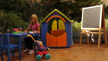 Área de recreio para crianças (coberta)