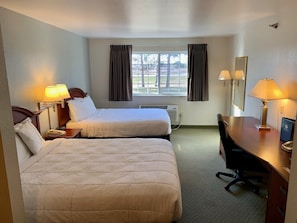 Suíte | Roupas de cama premium, cofres nos quartos, escrivaninha