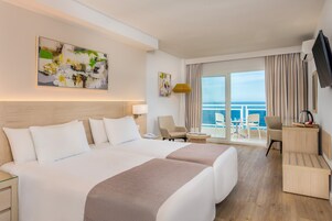 Minibar, cofre no quarto, berços/camas para crianças grátis, Wi-fi 