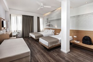 Quarto quádruplo | Roupas de cama premium, cofres nos quartos, individualmente decorados