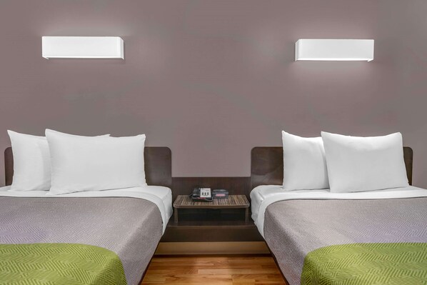 Secretária, secretária adequada para computadores portáteis 