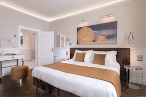 Quarto Duplo Design | Minibar, cofre no quarto, secretária, cortinas/cortinados opacos