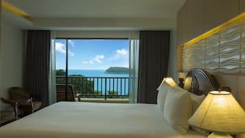Quarto Deluxe, vista para o mar | Roupa de alta qualidade, minibar, cofre no quarto